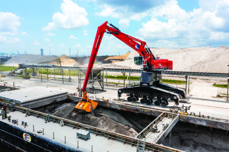 Material Handlers - Mantsinen