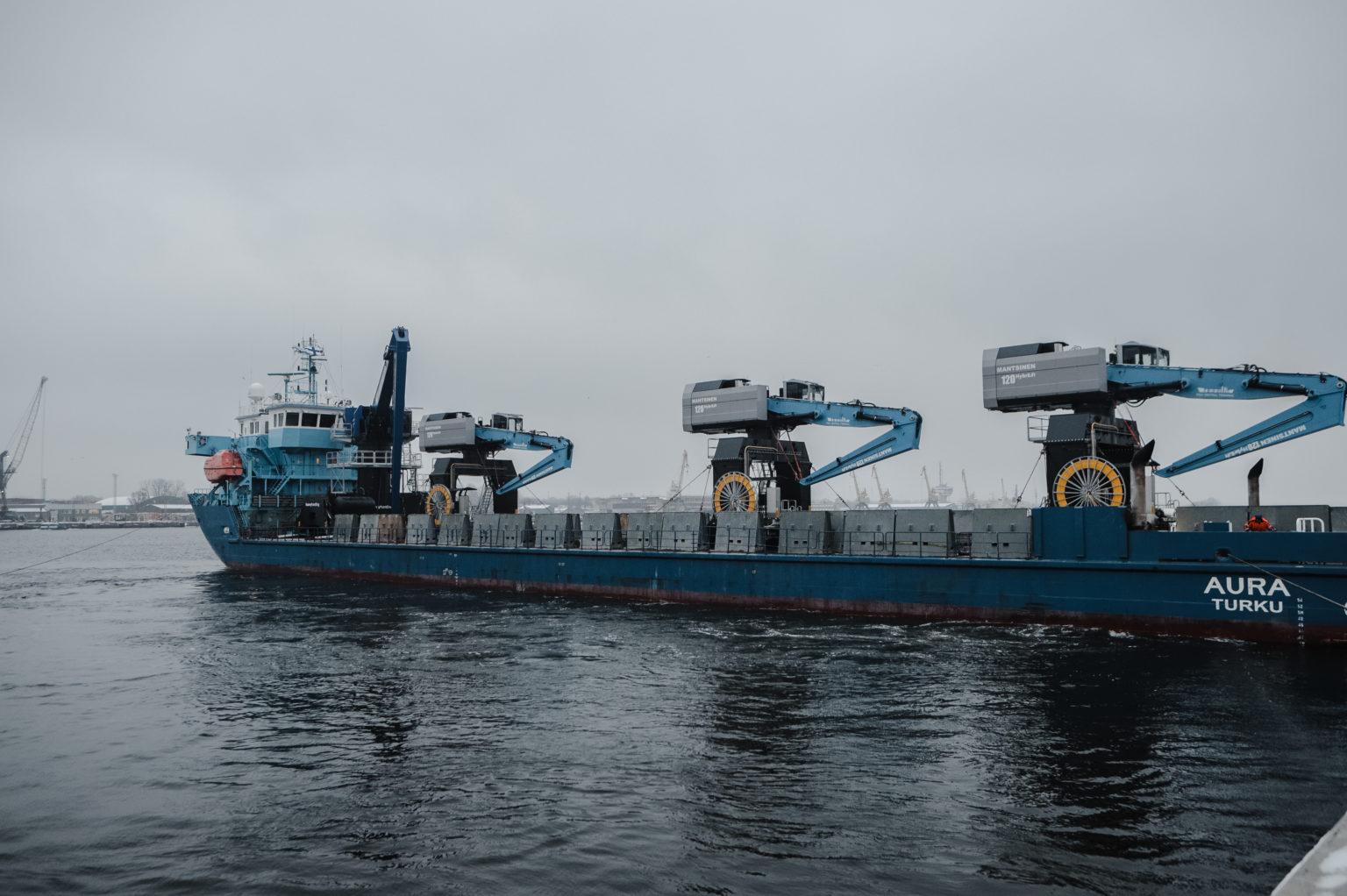 Mantsinen Material Handlers - Plug And Play Delivery Concept